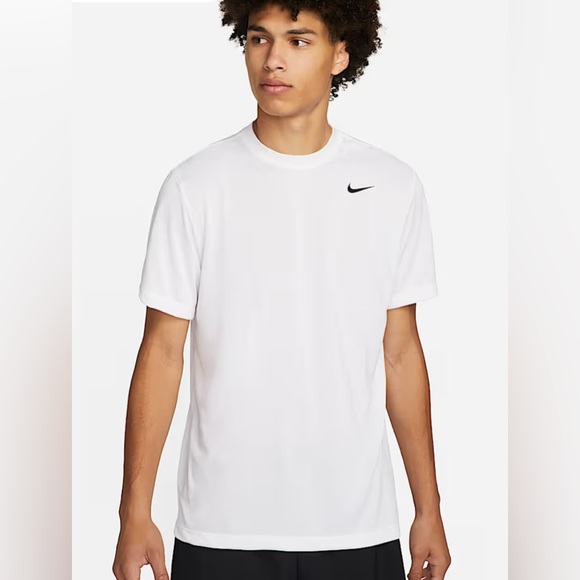 Nike | Shirts | New Nike Drifit Legend Mens Medium Fitness Tshirt White ...